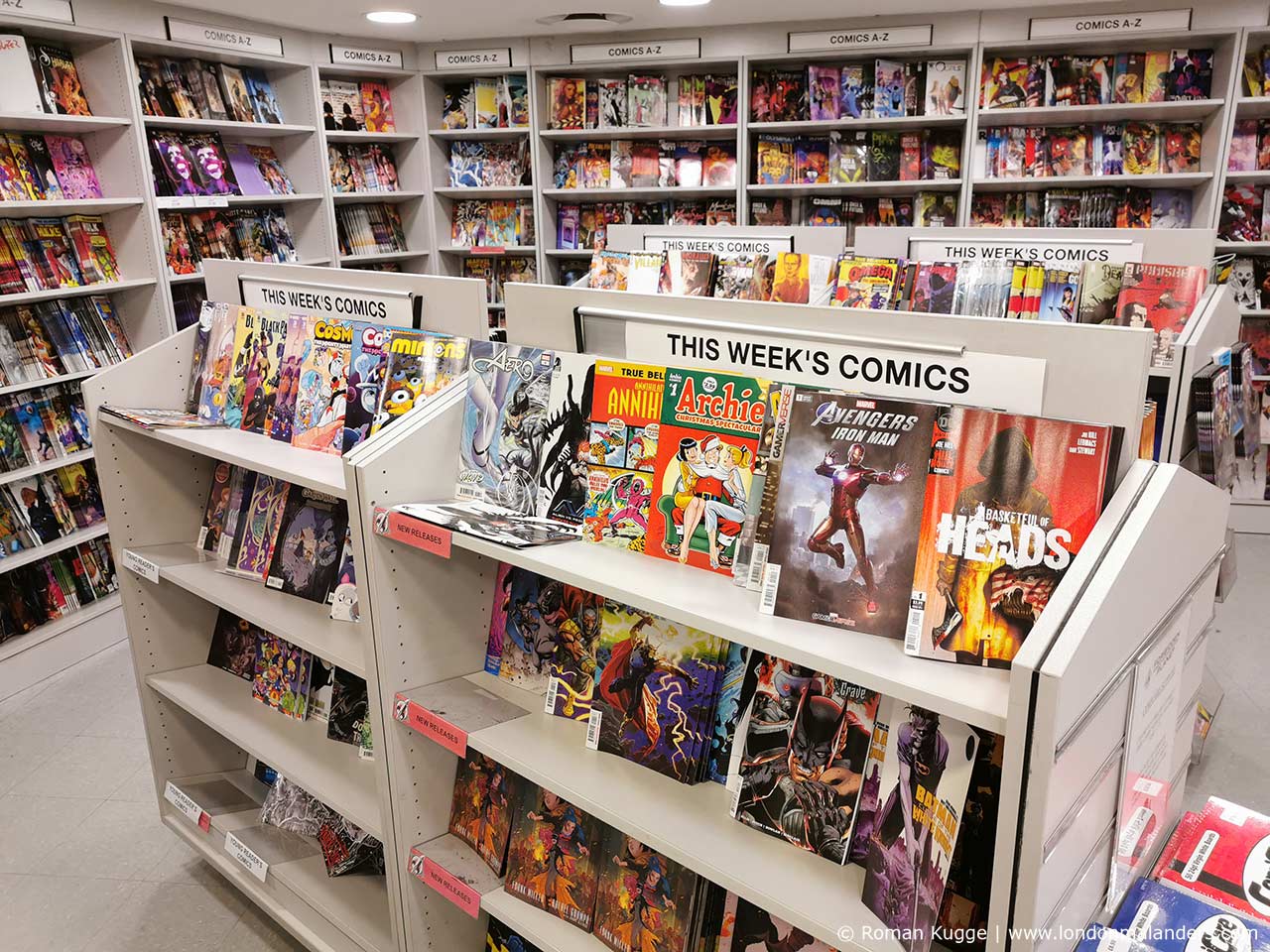 „Forbidden Planet“ London: Mein Besuch im Kult-Comic-Shop | London mal ...